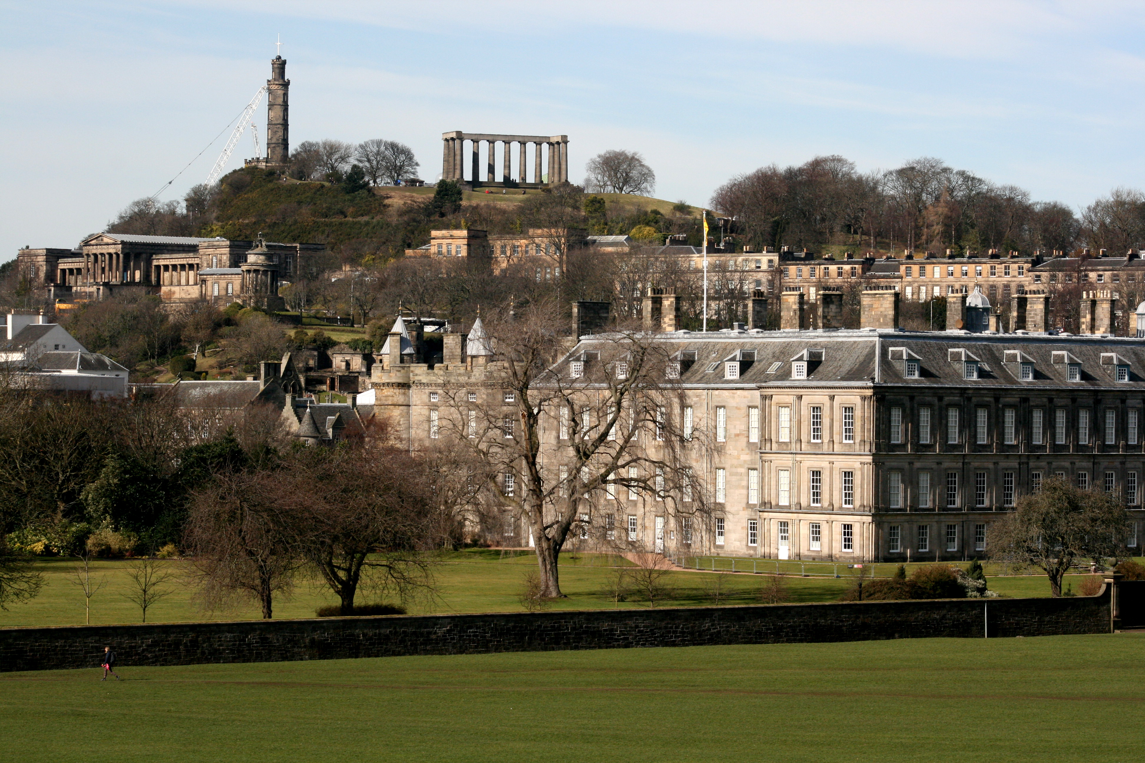 18_8832 Edinburgh_Landmarks_In_March Copyright Shelagh Donnelly ...